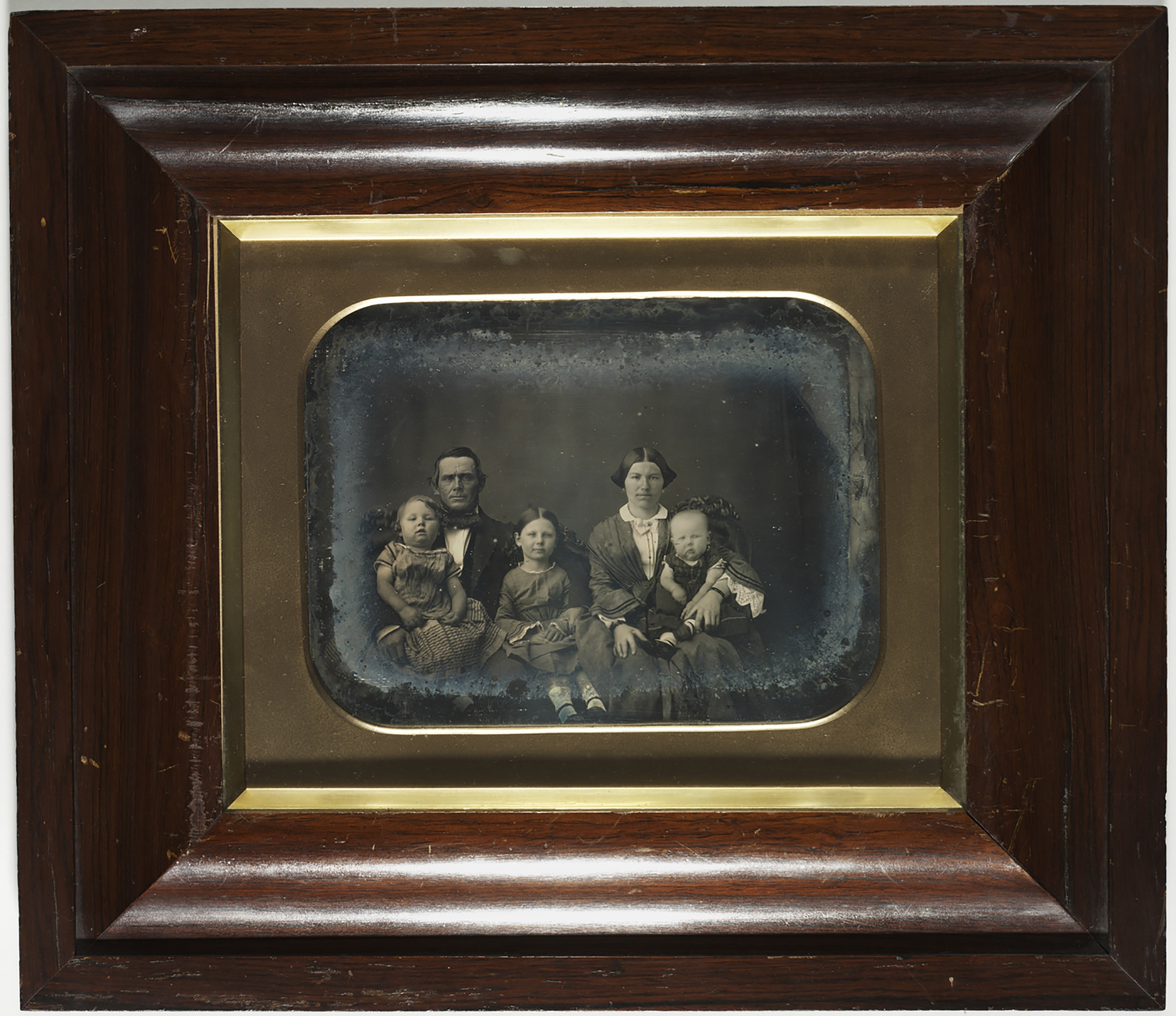 1854 – George Walker Johnson and his family | Portrait Detective